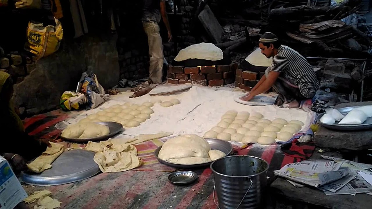 Rumali Roti (Manda), Traditional Muslim Food | Amazing Cooking Skill in ...