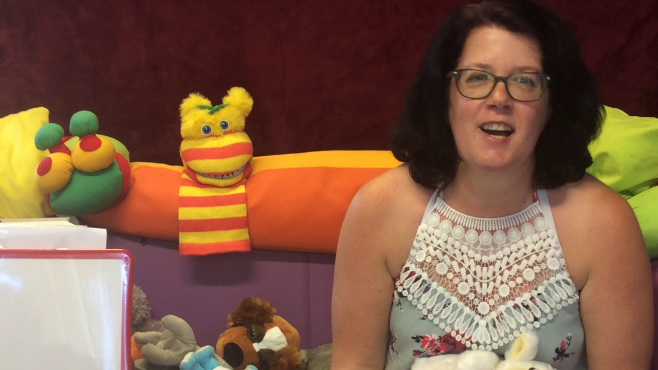 Brackley Library Rhymetime with Trish - YouTube
