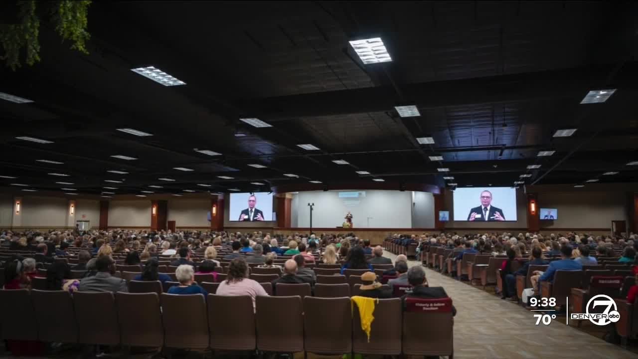 Jehovah's Witness Conferences return to Aurora2 - YouTube