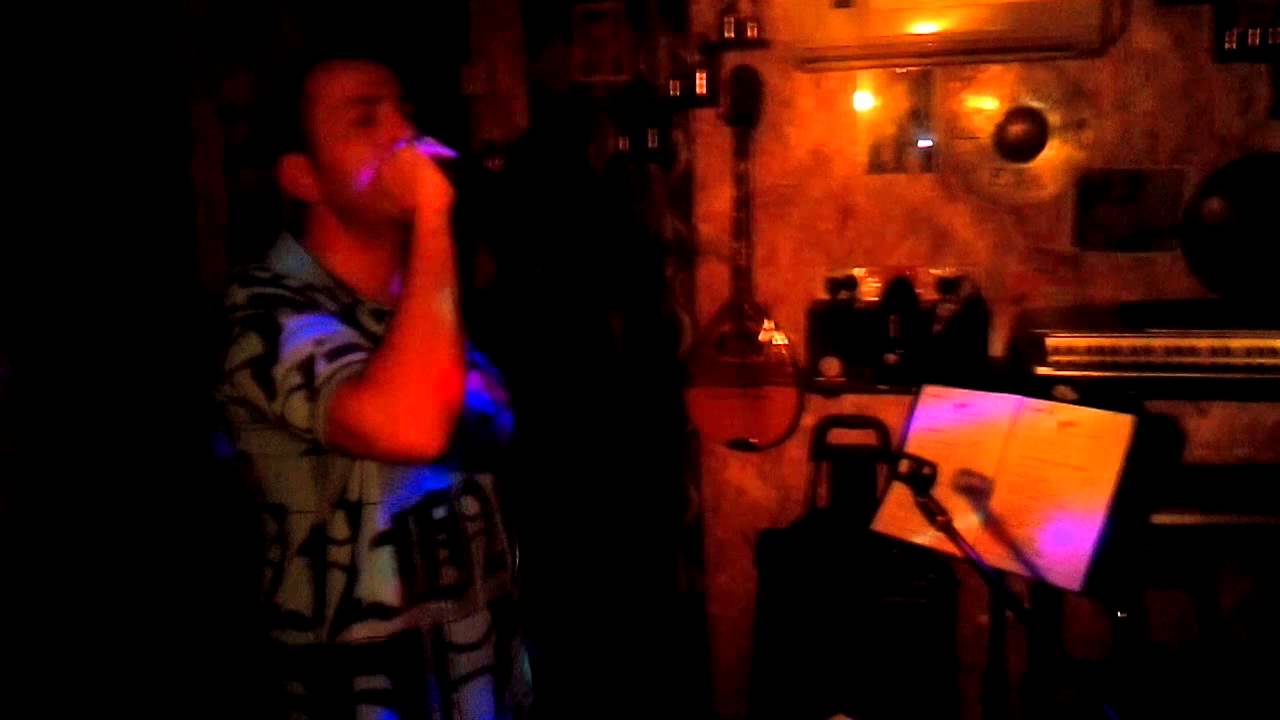 Τραγουδω Στελιος καζαντζιδης.. - YouTube