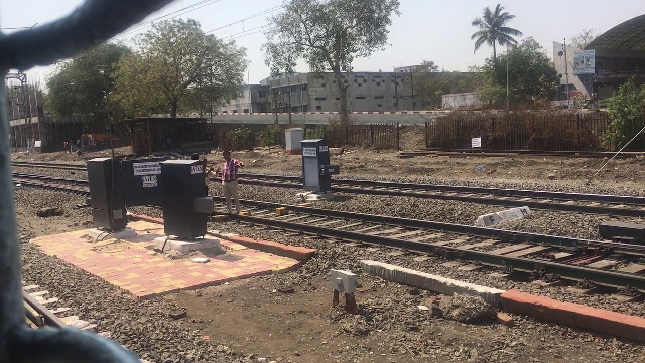 Navjeevan Express departs from Udhna Junction and diverge left towards ...