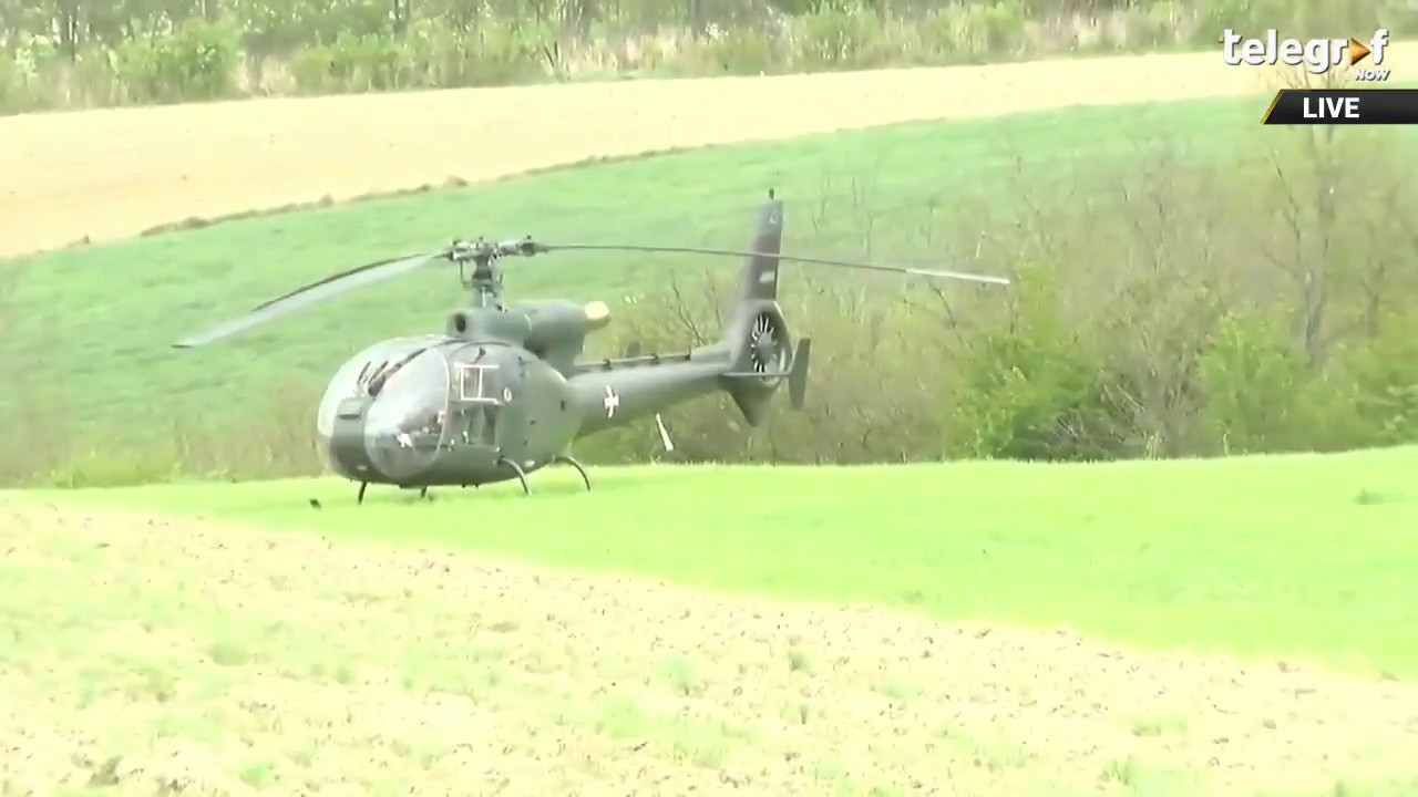Uživo na mestu nesreće - Srušio se vojni avion Galeb G4 kod Šapca - YouTube