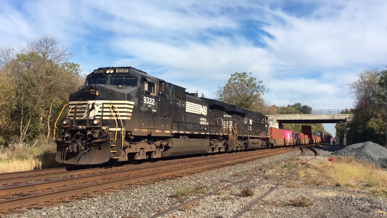 NS #9322 Leads NS 25N with a K5LLA - YouTube