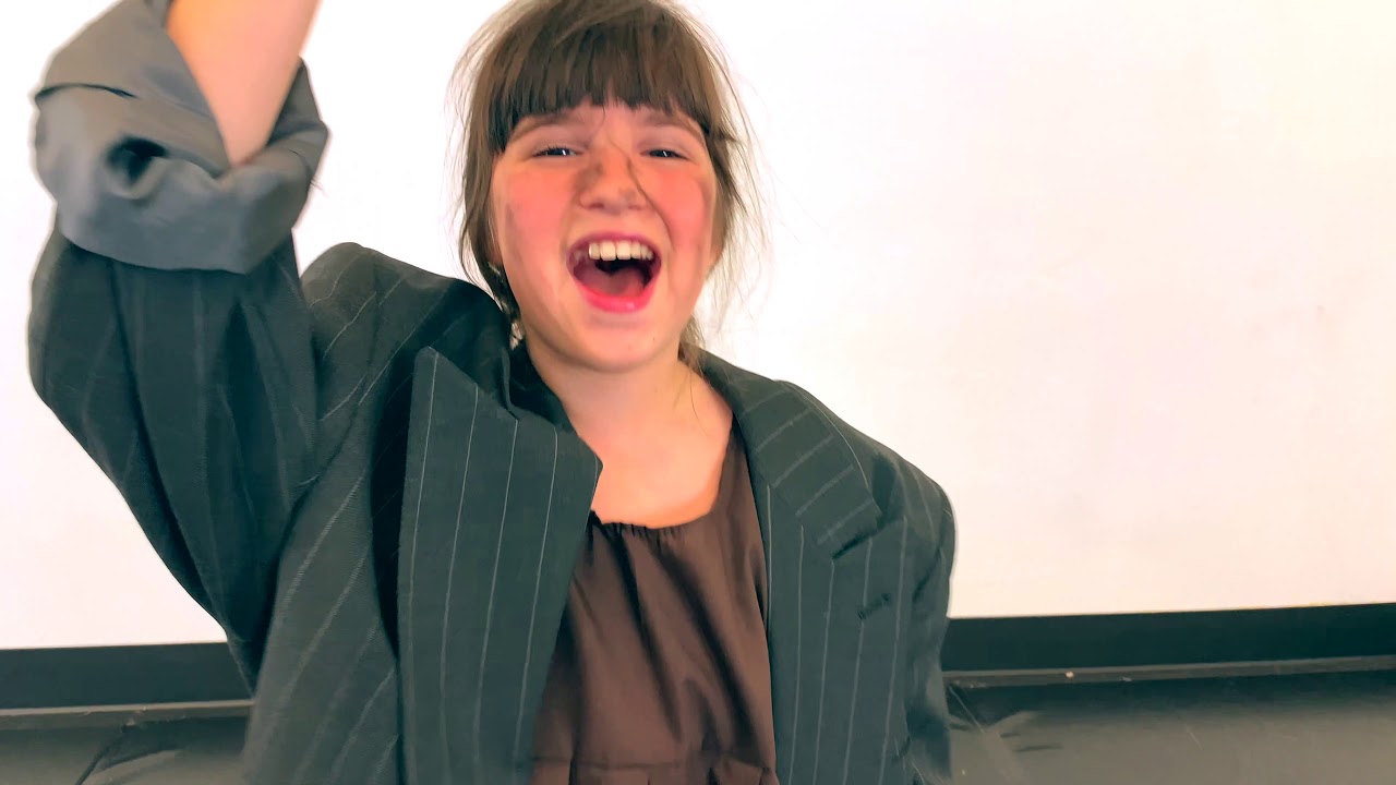 Bella Elle Performs "Never Fully Dressed" from Annie the Musical Video ...