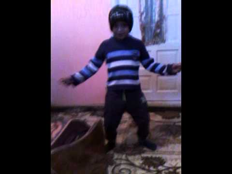 Danseaza un copil