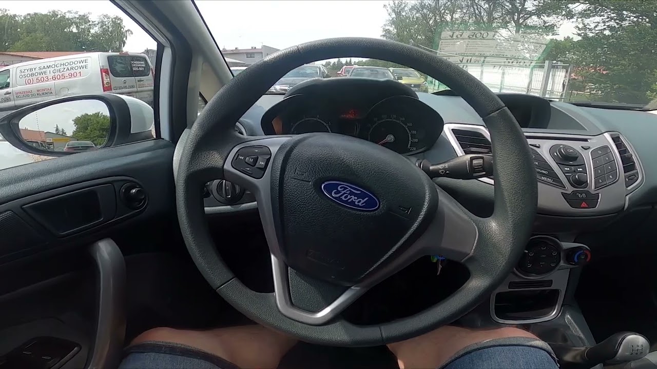 How to Automatically Lock or Unlock Doors in Ford Fiesta VII ( 2008 ...
