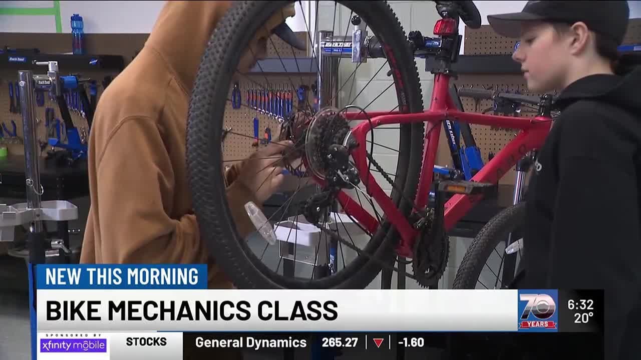 Students get into gear in bike maintenance class - YouTube