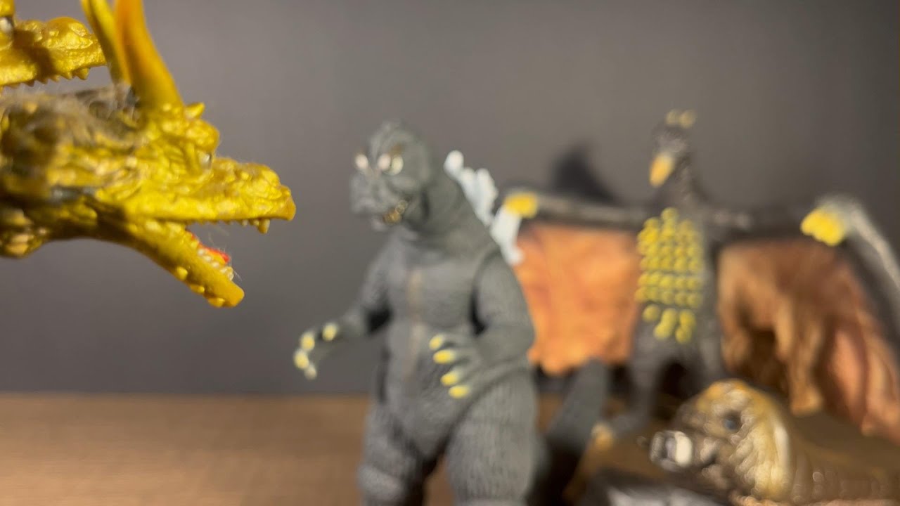 Godzilla vs Monster Zero (Figure Action) - YouTube