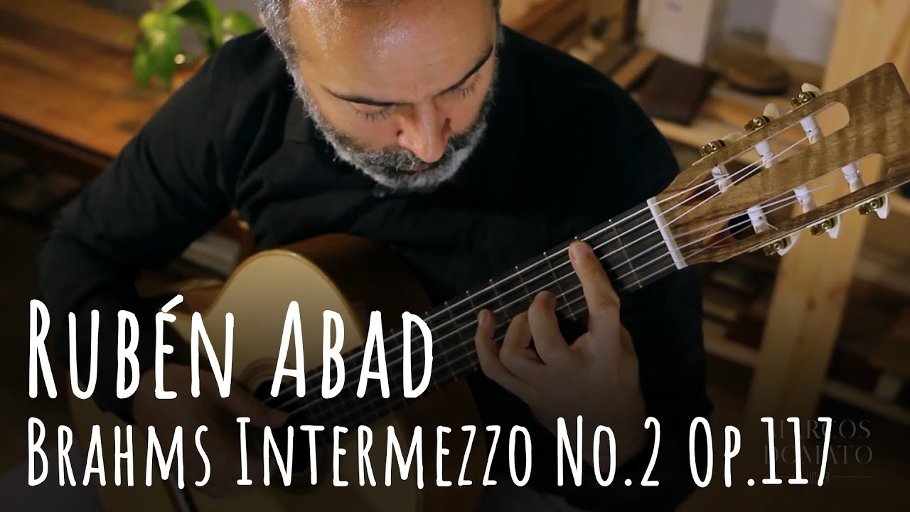 Rubén Abad plays Brahms Intermezzo No.2 Op.117 on a 2022 Marcos Domato ...