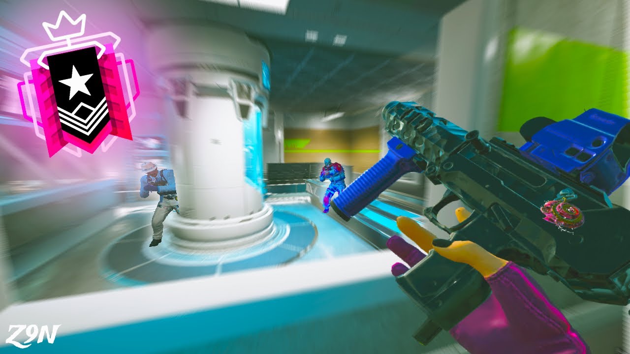 I Gave The SMG-12 ZERO Recoil in SIEGE X - YouTube