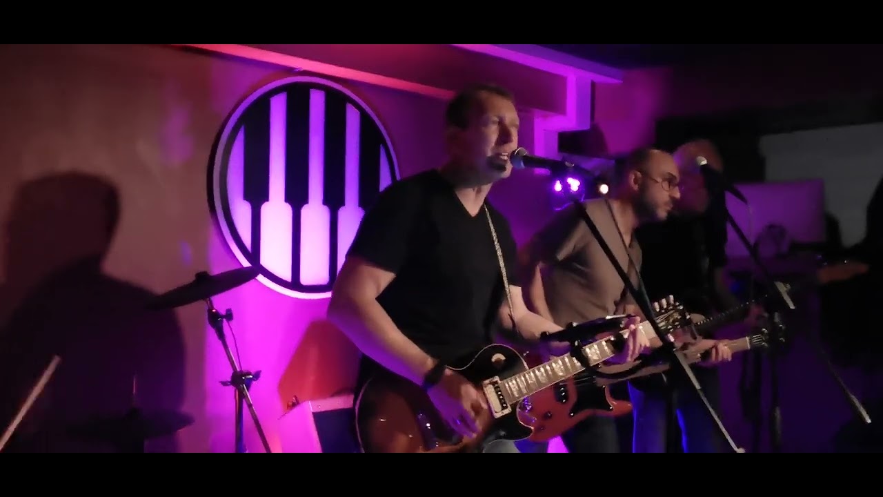 Krooner - Tracks Rock Out Band (05/05/23)(16) - YouTube