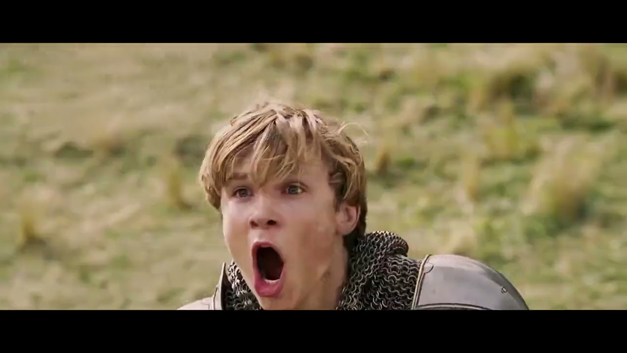 [NARNIA CLIP] La lucha entre el minotauro y el centauro | #Narnia - YouTube