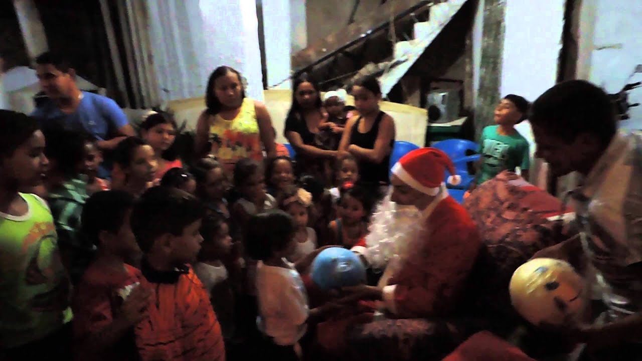 Clemente è Babbo Natal - Comunidade Carente de Fortaleza, Ceará, Brasil ...