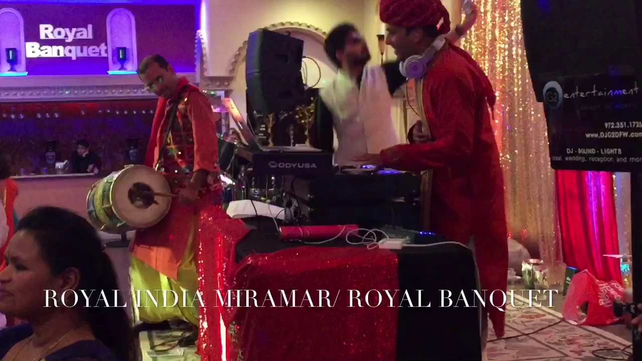 Royal Bollywood Garba - YouTube