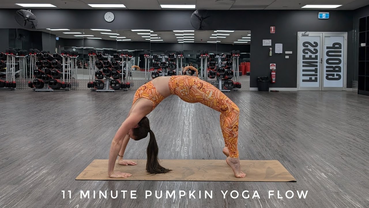 11 Minute Pumpkin Yoga Flow #yoga #yogi #yogapractice #yogateacher # ...