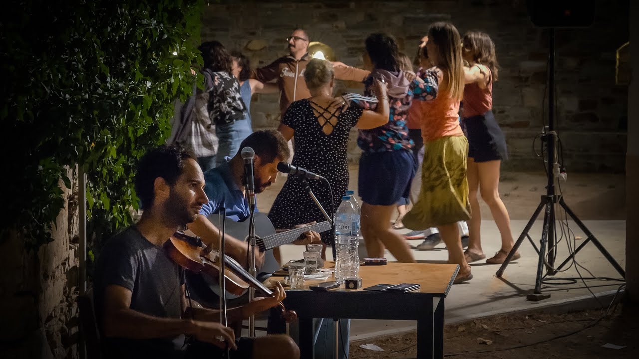 Ikaria/Ικαρία - Playing the Ikariotikos @ the panigyri in Vrakades ...