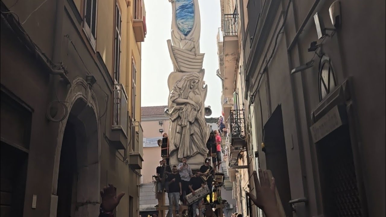 Nola 2024 - Trinchese al vico piciocchi - Giglio del beccaio - YouTube