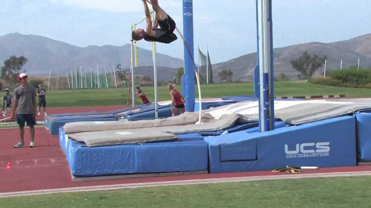 Altius Track Crew 2011 Vault Camp - YouTube
