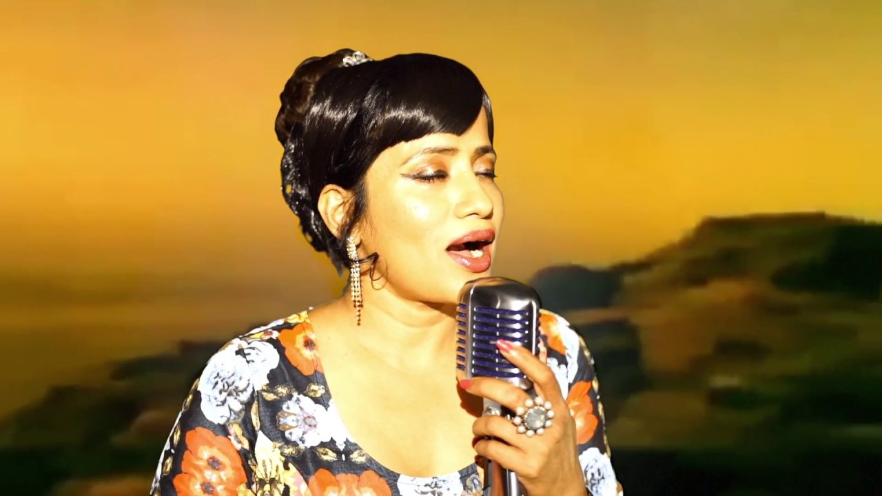 Roz Shaam Aaati | Cover | Radhika Rao | Lata Mangeshkar - YouTube