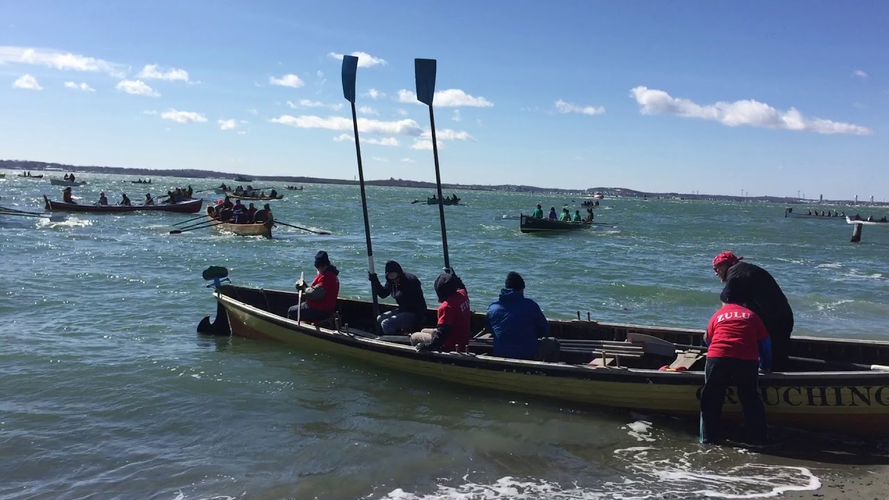 Hull Snow Row - YouTube