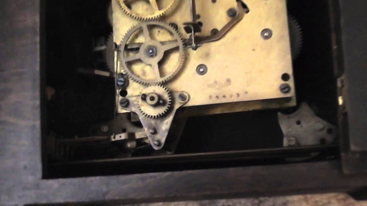 a look at a german made Haller Art deco clock from the 1930s. - YouTube