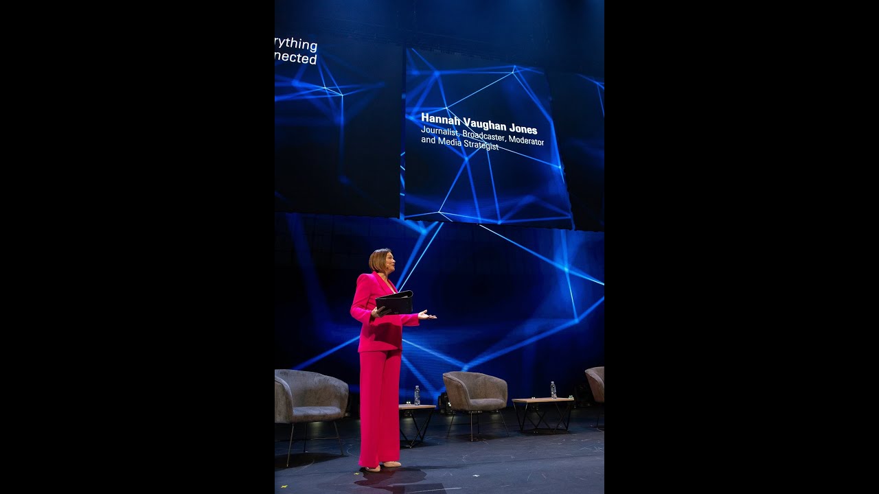 Global News Anchor & Professional Moderator Showreel - YouTube