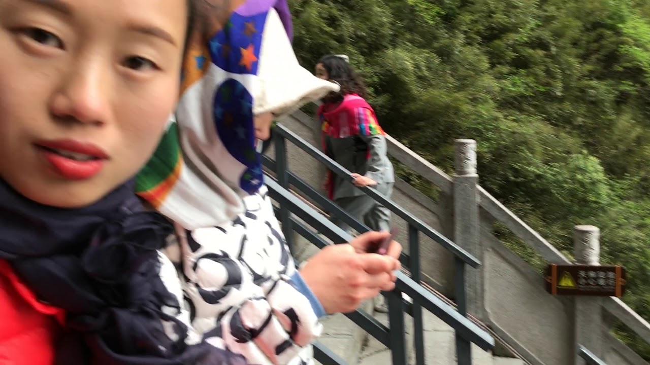 999 Steps Stairway to Heaven, Tianmen Mountain - YouTube