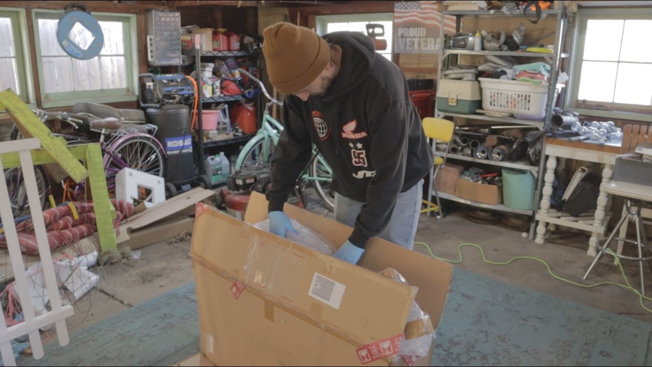 Spring cleaning FILTHY! garage part 1 - YouTube