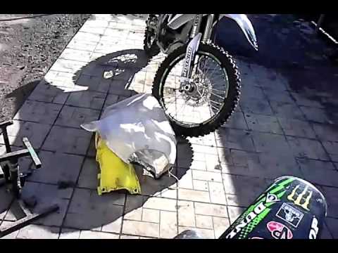 Suzuki RMZ 250F - YouTube