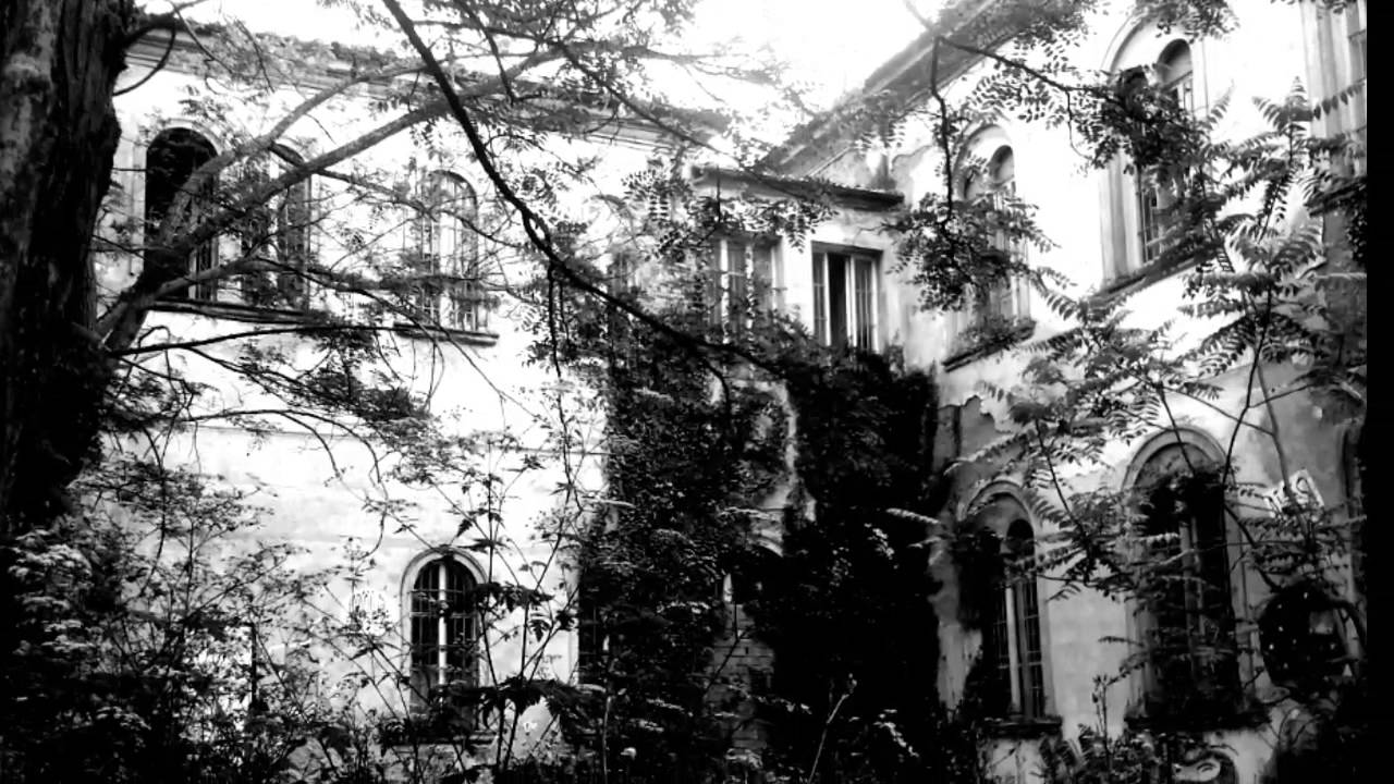 The Urban Explorers - Asylum - Volterra - YouTube