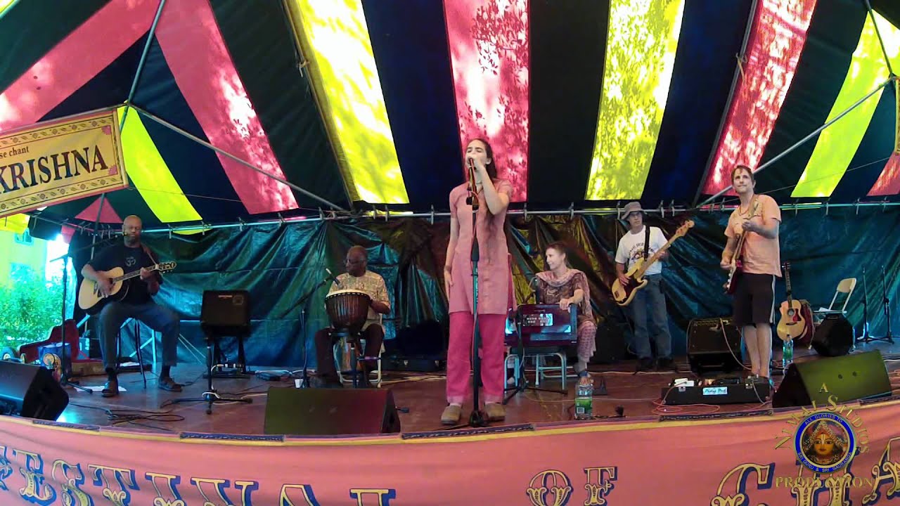 Hare Krishna - Hare Rama. Samadhi Band, N.C. 2012 Panihati Festival ...