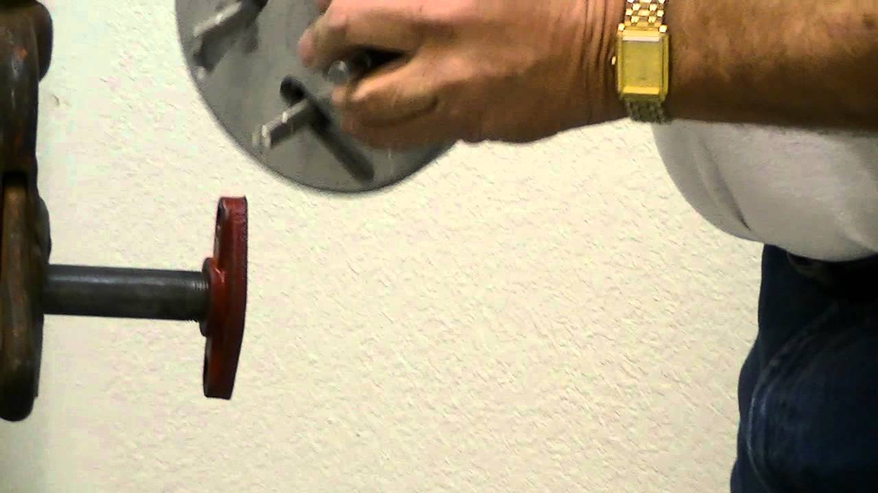 Bear Claw Wrench Demonstration - YouTube