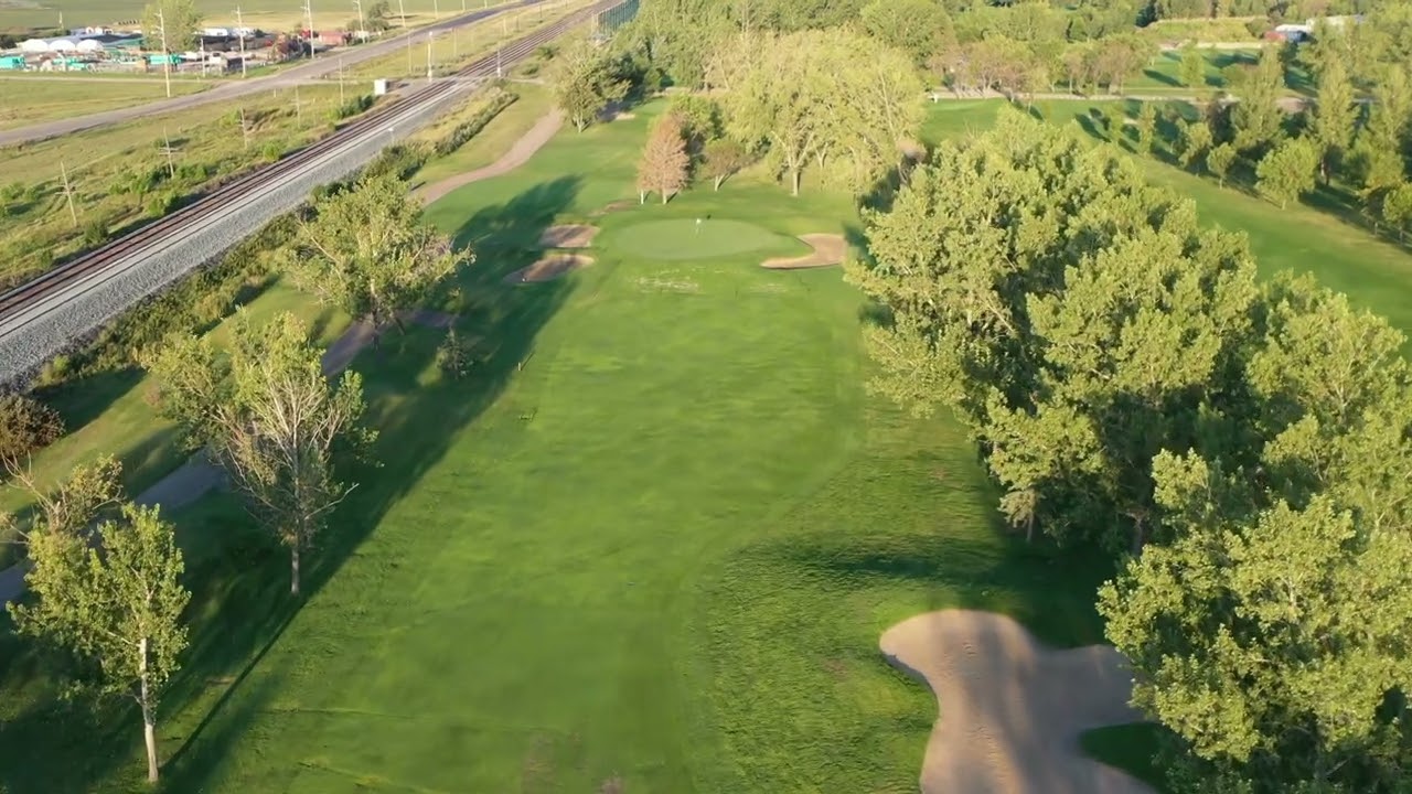 Royal Regina Golf Club - Hole #13 - YouTube
