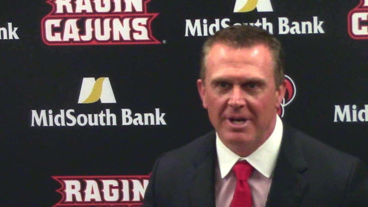 Mark Hudspeth Addressing Ragin' Cajuns Video Controversy, Georgia Game ...