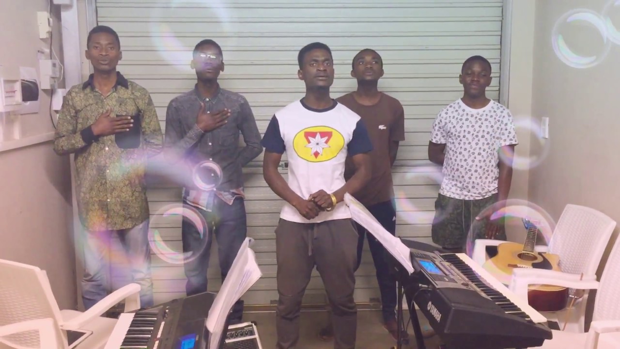 Angola avante: hino nacional - YouTube