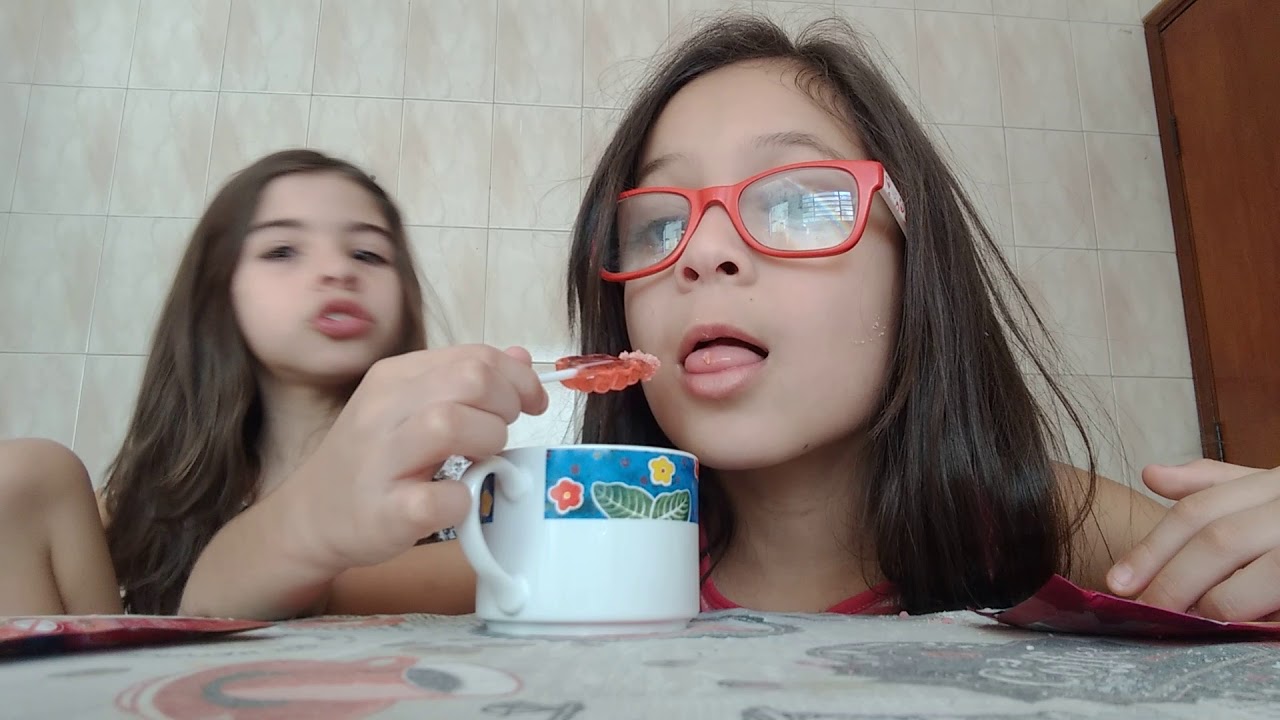 Experimentando DipLoko - SOMOS 5(Vídeo feito por Sarah e Sofia) - YouTube