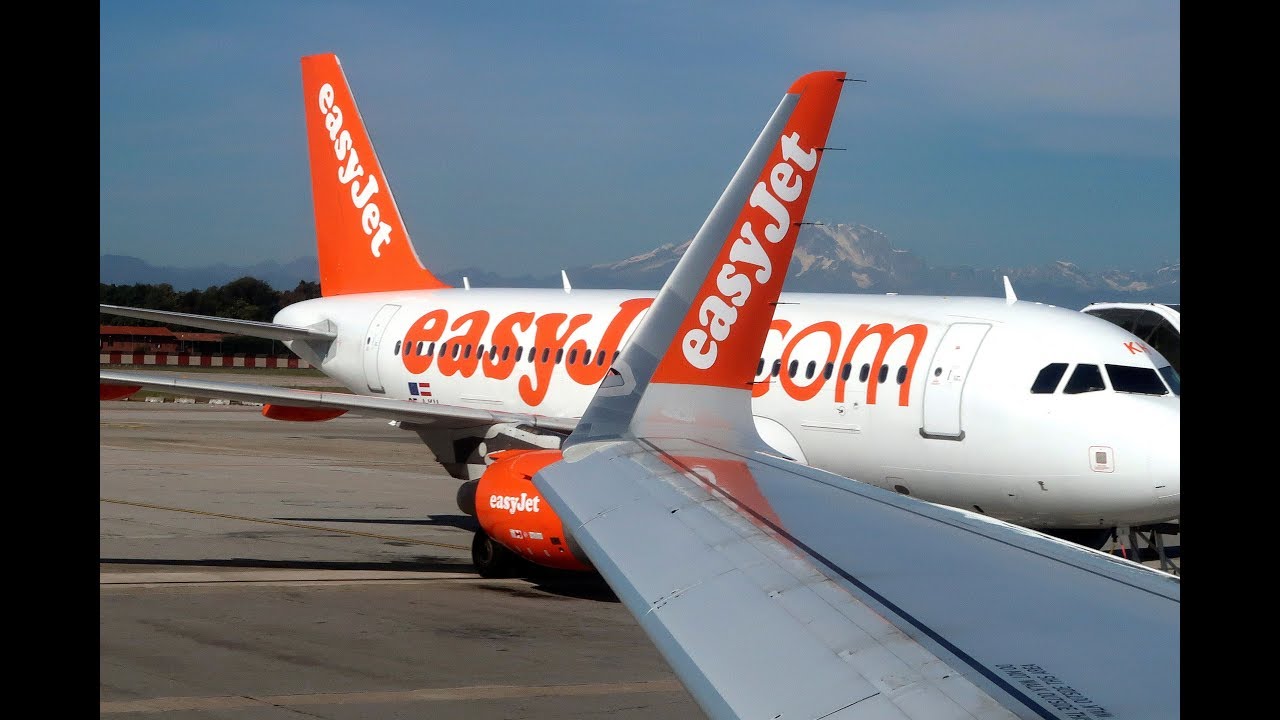 EasyJet to cut workforce by 30% as coronavirus pandemic weighs - YouTube
