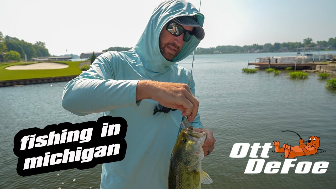 Fenton Lake Bass Fishing Michigan Buzz Bait Action! - YouTube