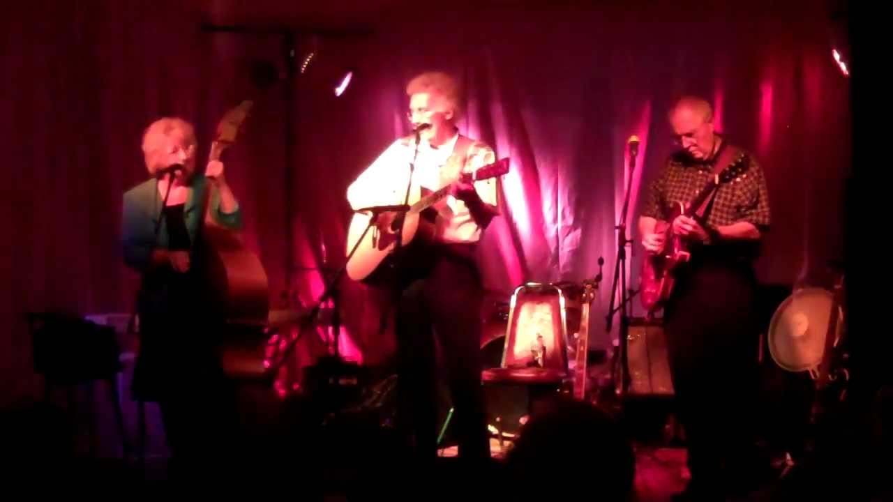 Al + Kathy Bain at Hall "Candy Kisses" 6-30-2012 - YouTube