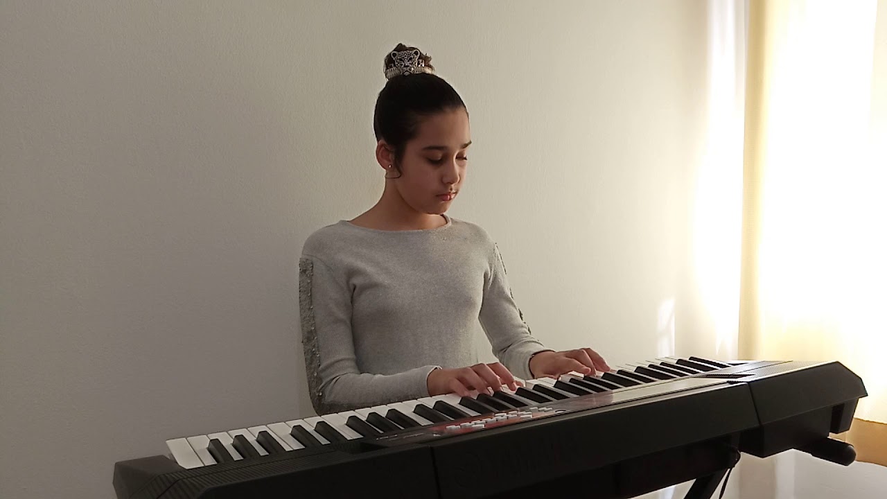 Isadora Klein tocando The Rose of Tralee - YouTube