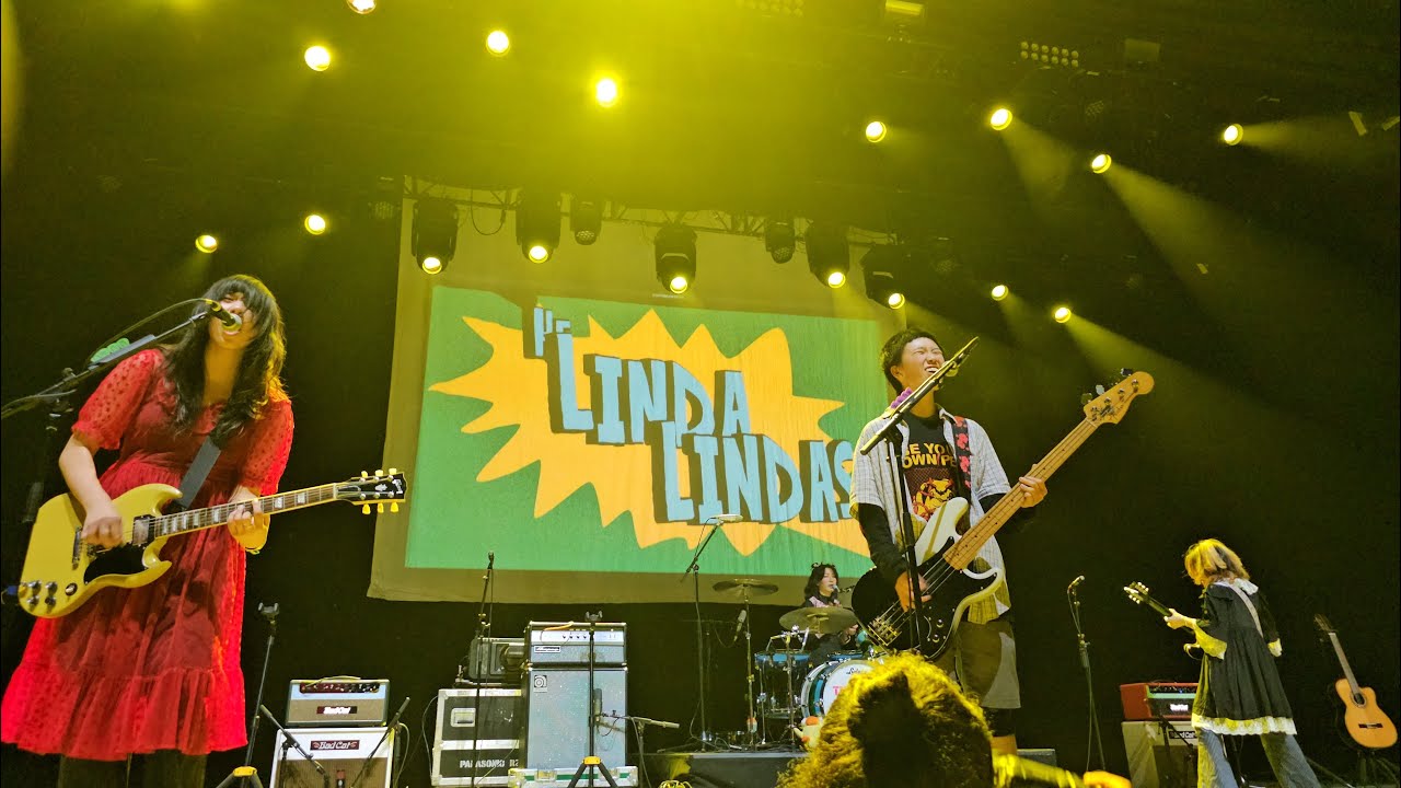 The Linda Lindas [FULL SET /4K] [2025 North American Tour - Los Angeles] @ The Novo 4/5/2025 ...