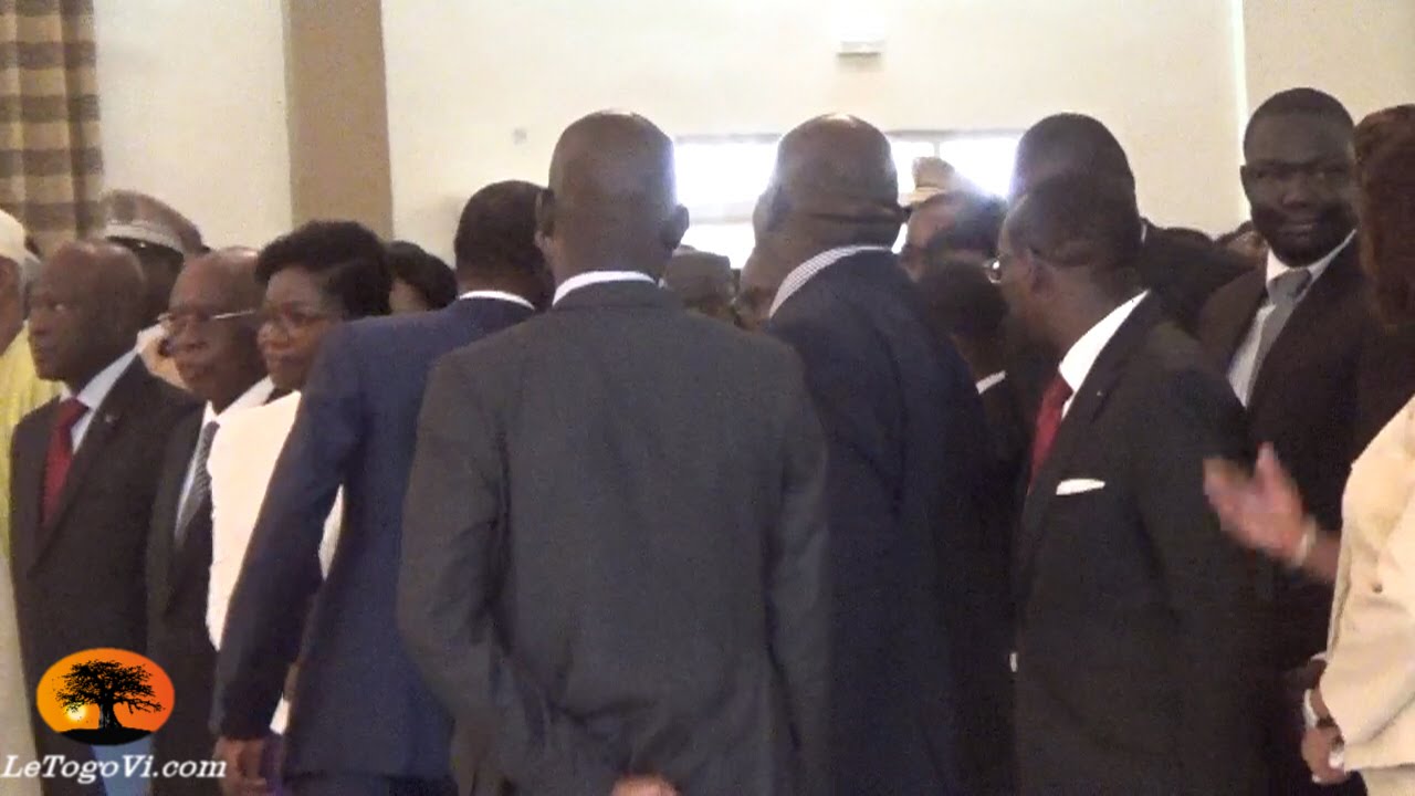 Allez Gerry TAAMA! Fais pas le timide! Ecoute Maman Ingrid! Envoie la ...