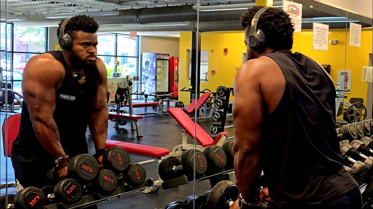 Bulking 101: The Ultimate Guide - DAY230 ARMS DAY - YouTube