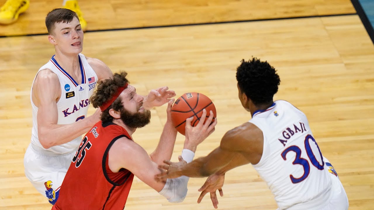 No 14 Eastern Washington's Tanner and Jacob Groves' upset attempt falls ...
