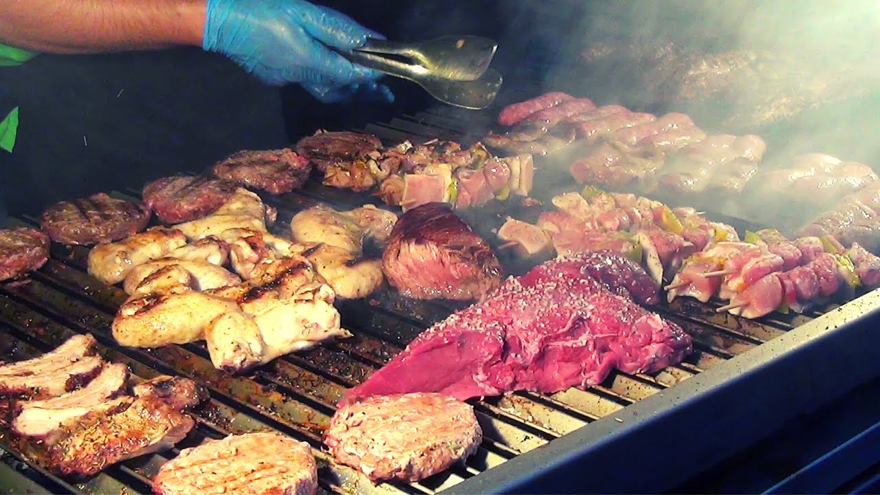 Italy Street Food. Meat BBQ, Asado, Pulled Pork, Paella, Sweets and ...