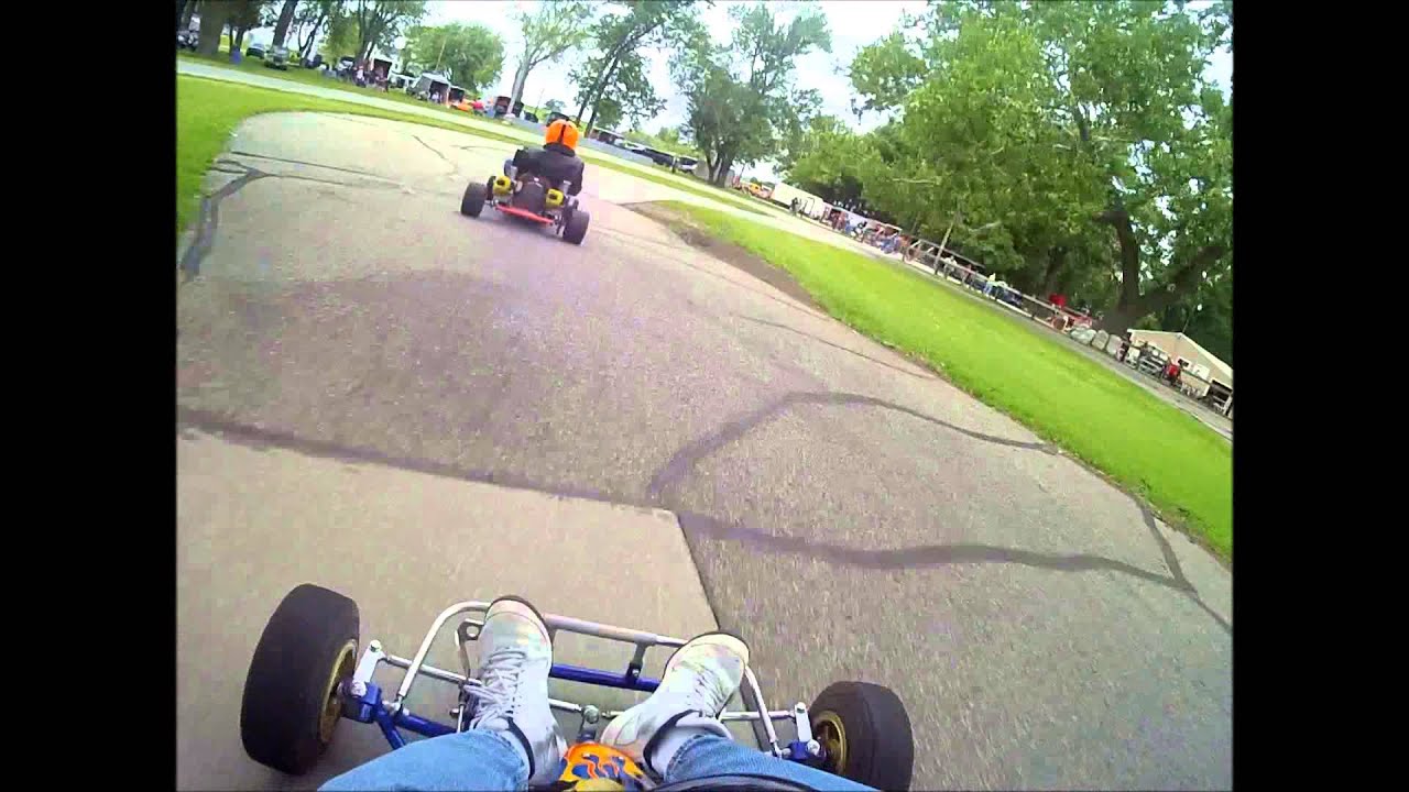 Sugar River Raceway - Vintage Kart Racing 6-8-14 Race #1 - YouTube