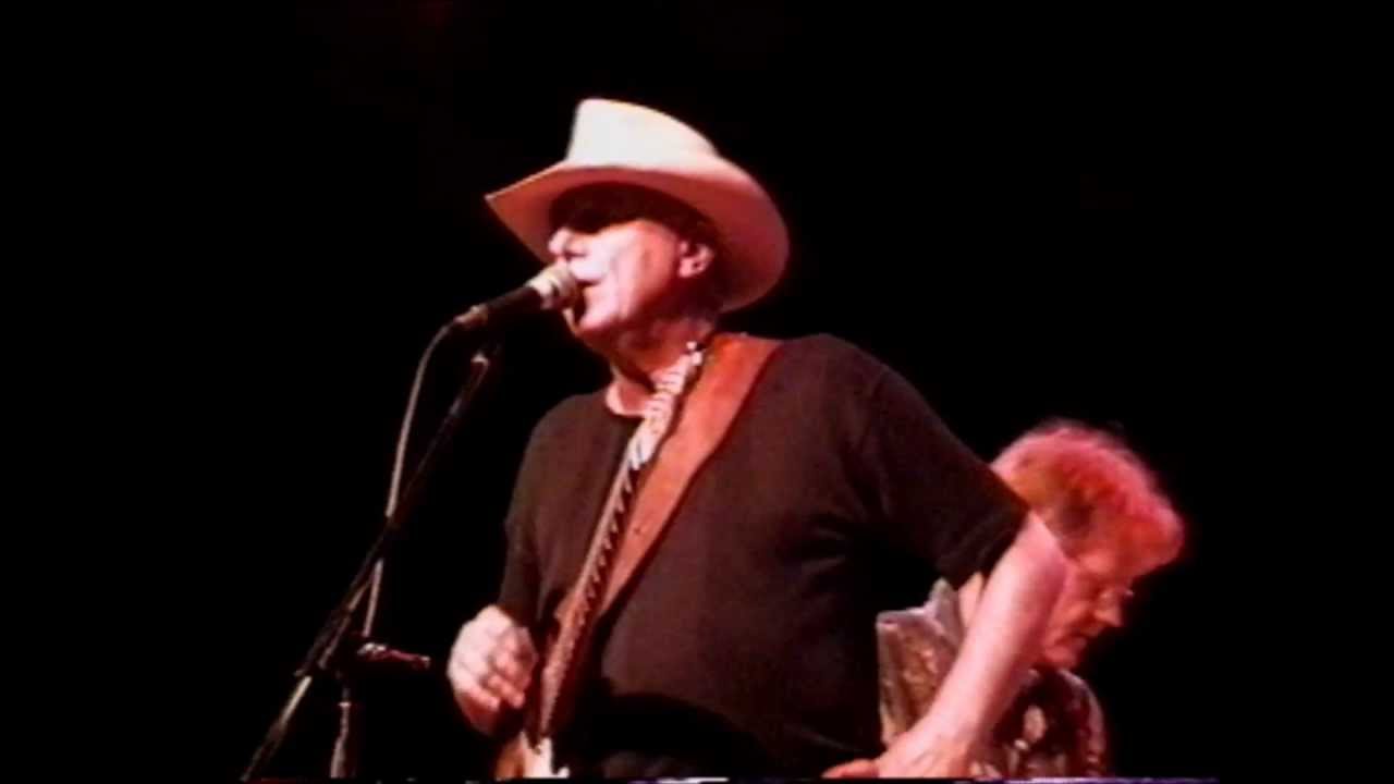 Jerry Jeff Walker That Old Beat-up Guitar - YouTube