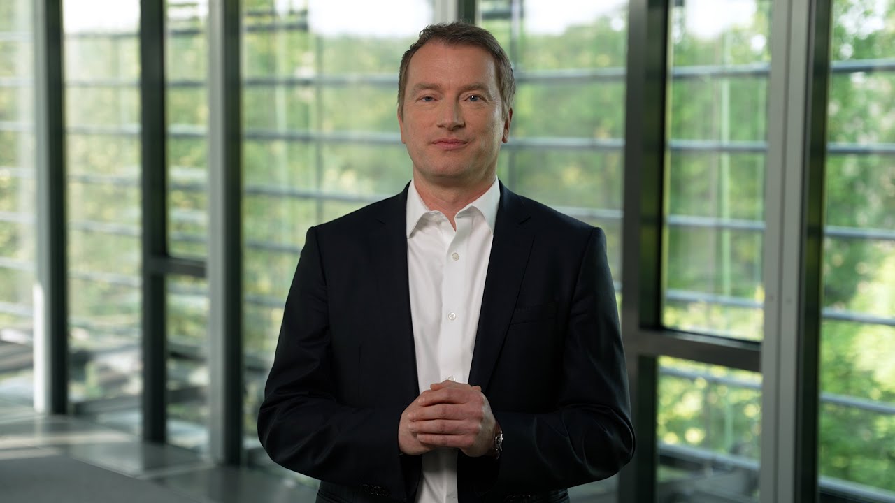 Key Figures: First Quarter of 2022 | Wolfgang Nickl, CFO of Bayer - YouTube