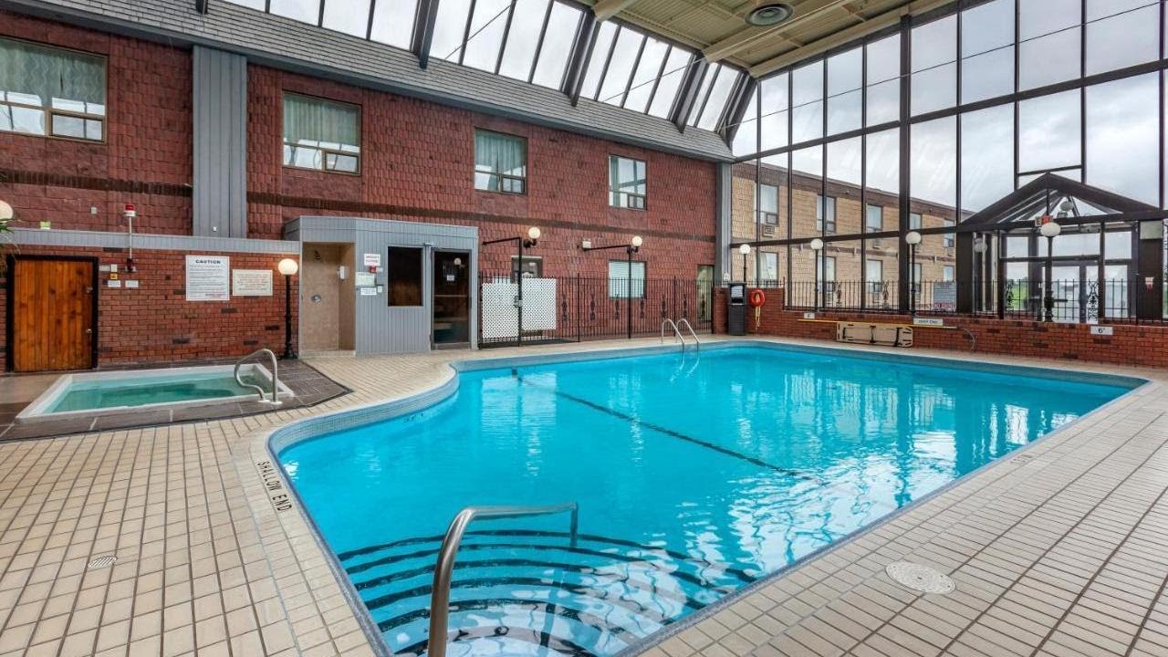 Quality Inn & Conference Centre Midland, Midland, Canada - YouTube