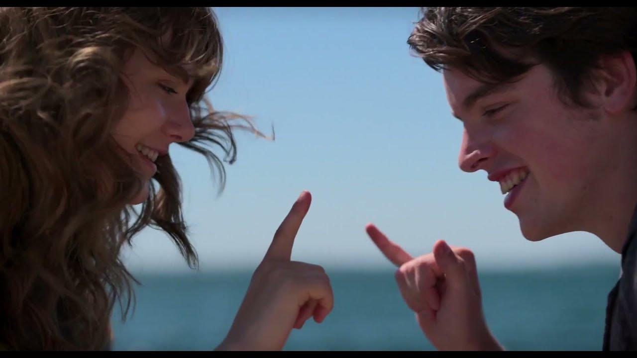 Both Sides Now From CODA By Emilia Jones (CC) | VW Music | VW Spanish This & ASL That - YouTube